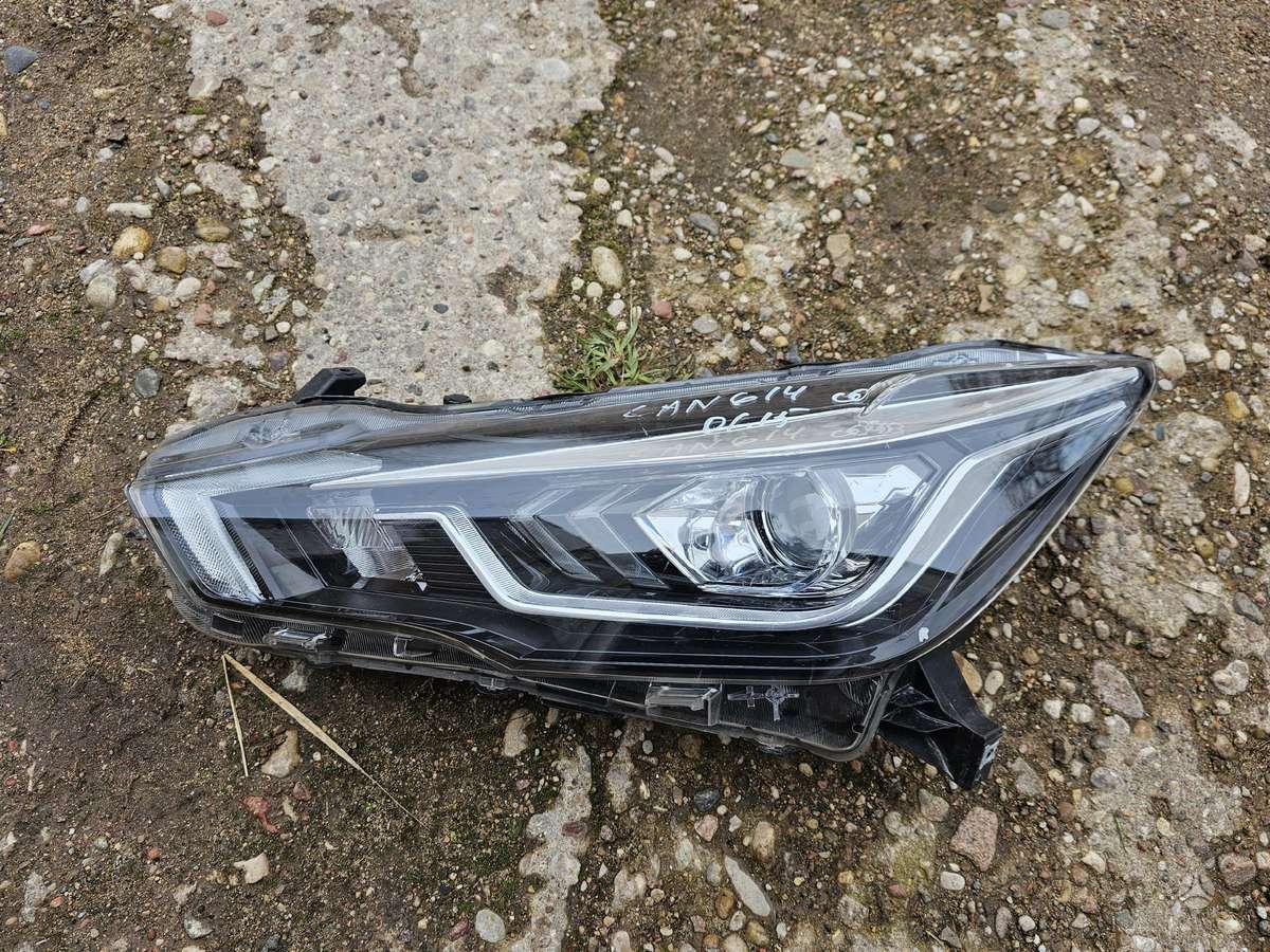 Nissan Micra dalimis. Darbo laikas 8 00 20 00 be poilsio dienų galime ...