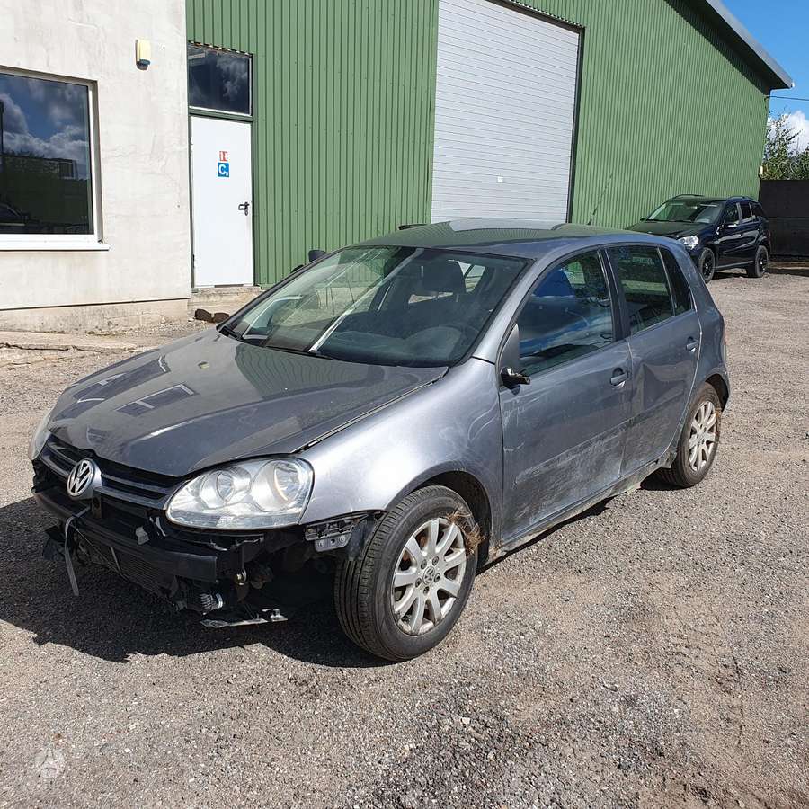 Volkswagen Golf Variklis bxe 6pav gr deze uab augenera nuklono g 26 ...