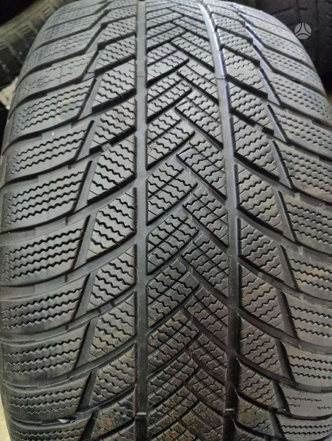 Bridgestone BLIZZAK LM001, žieminės 265/50 R19 | A26825269