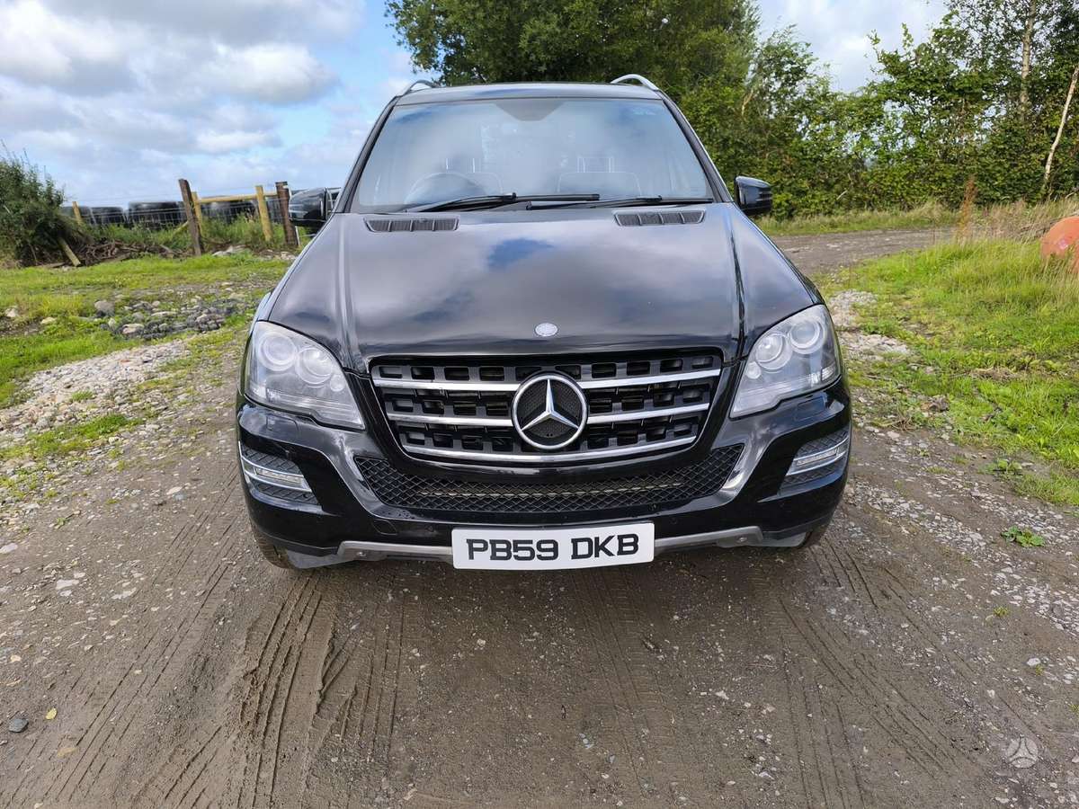 Mercedes-Benz ML350 Mercedes benz w164 2011 facelift 3 0 v6 155kw ...