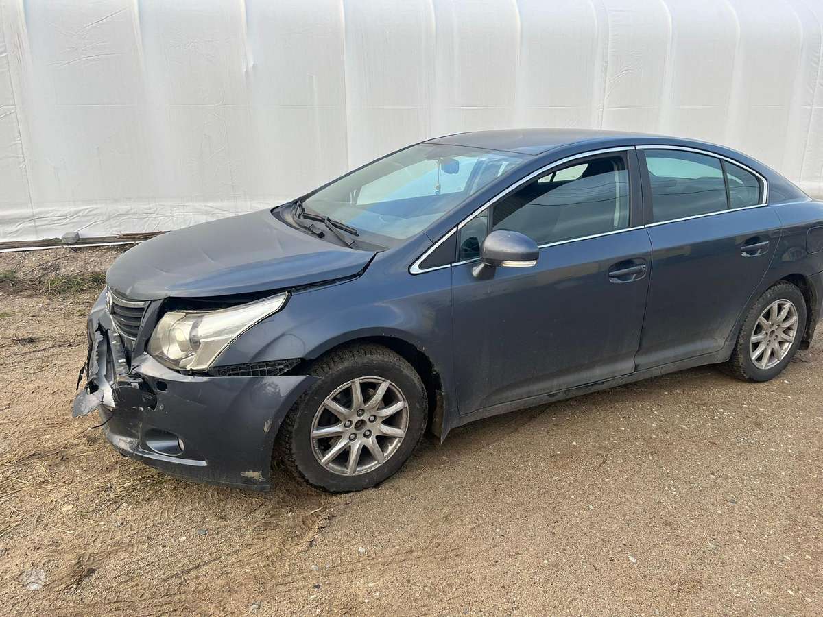 Toyota Avensis Whatsapp viber telegram 37067793337 37067794445 english ...