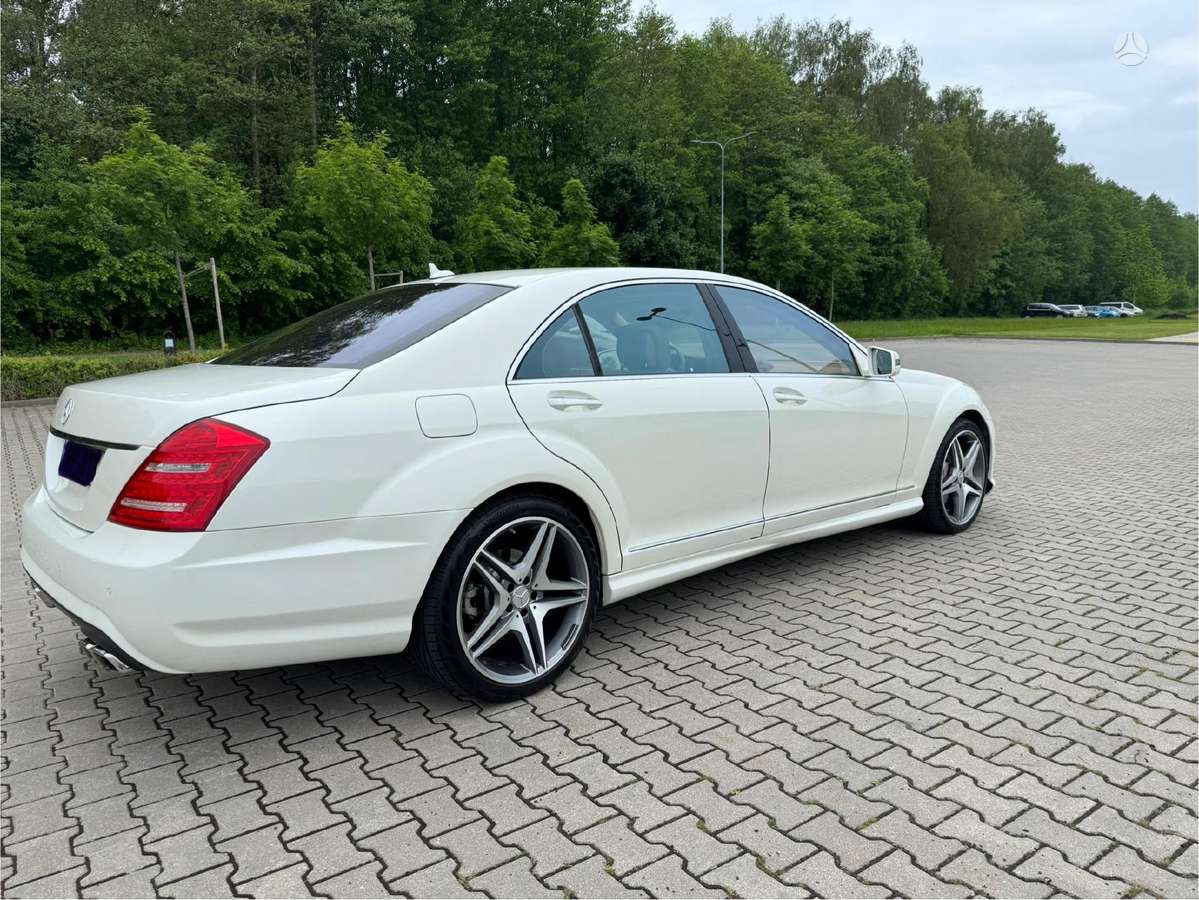 Mercedes-Benz S550, 5.5 l., sedanas 2010 m., | A28446702