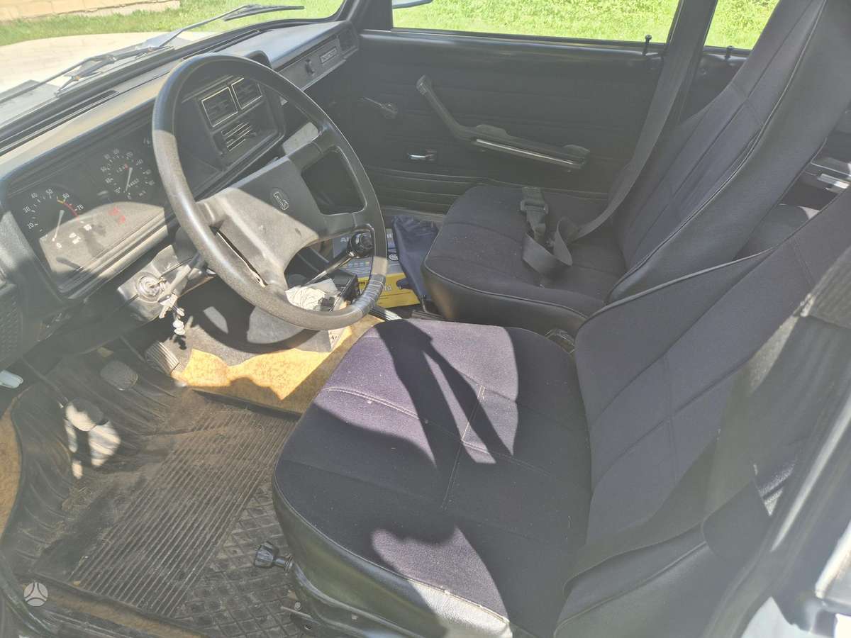 Lada 2107, 1.5 l., sedanas 1989-04 m., | A28802745
