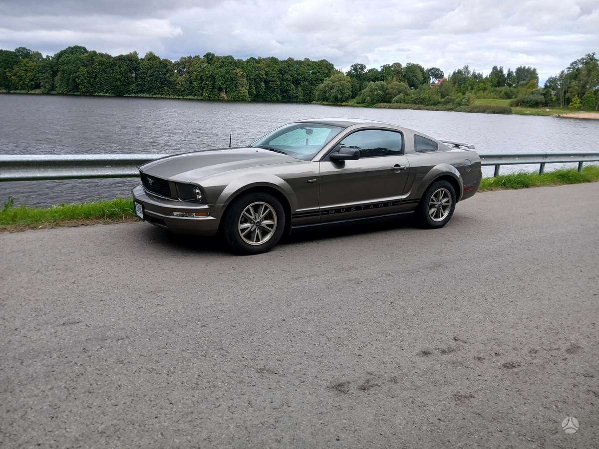 Ford Mustang, 4.0 l., saloon / sedan 2005 m., | A28942705
