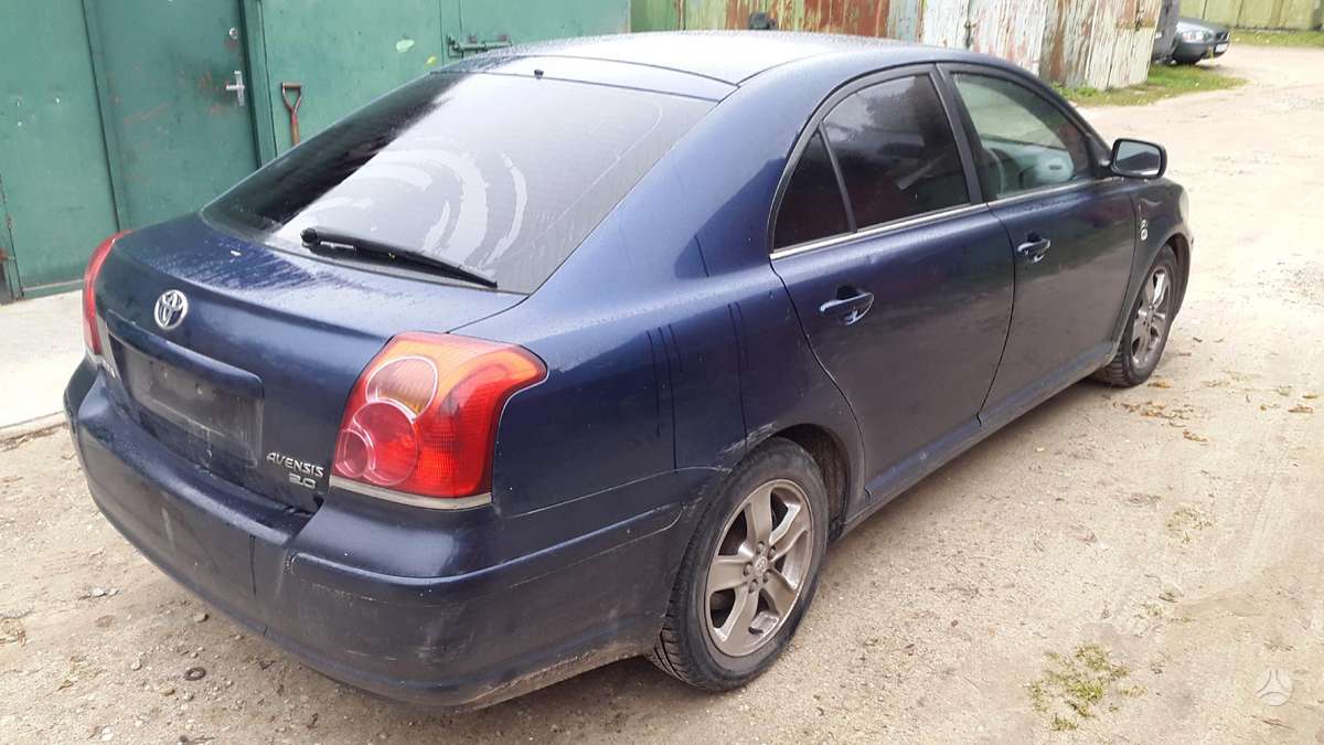 Toyota Avensis, 8P4 2.0D-4D 1CD-FTV, rezerves daļās. Mėlynas 8p4 dark ...