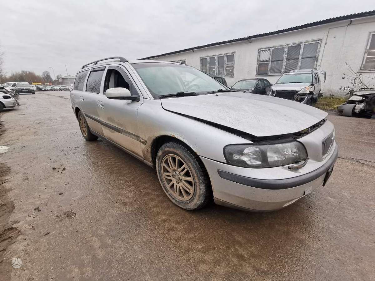 Volvo V70 for parts. 2026 1 18 pigios dalys utenoje 37068744056 ardoma ...