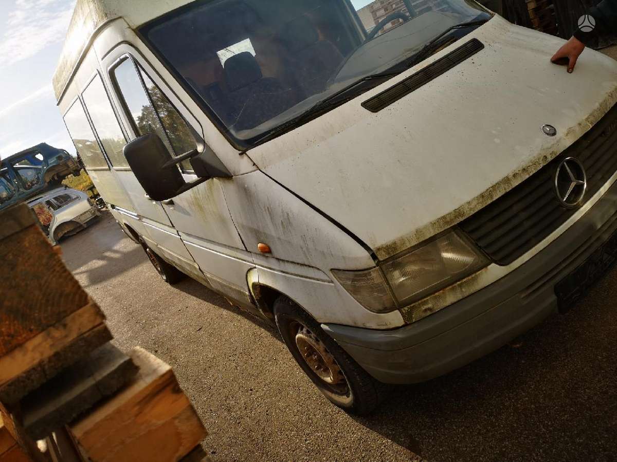 Mercedes-Benz Sprinter for parts. 2026 1 18 pigios dalys vilniuje ...