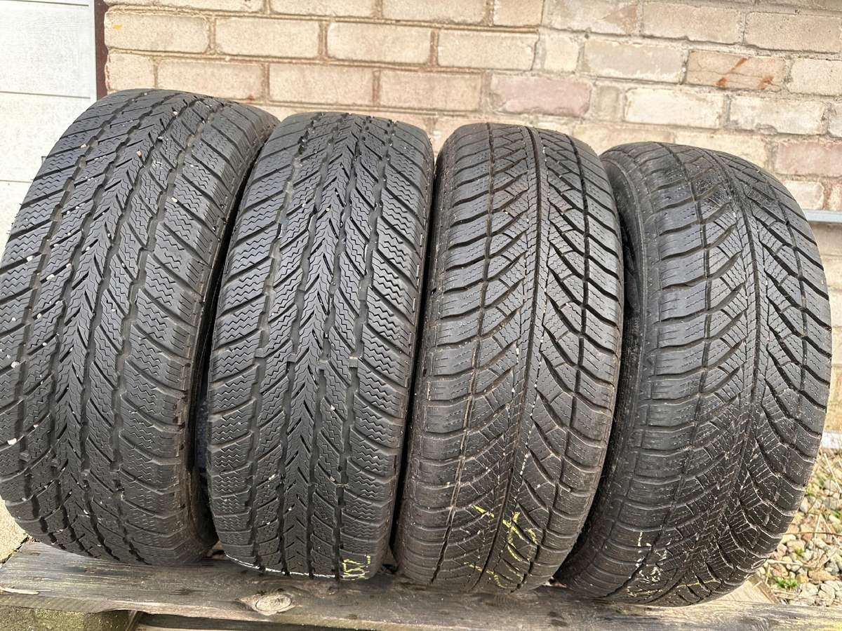 Goodyear Ultragrip, žieminės 205/60 R16 | A29736433