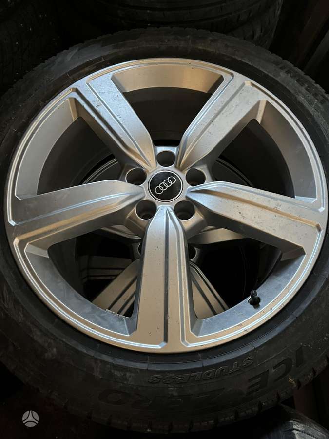 -Kita- Audi, lengvojo lydinio, R20 | A29746609