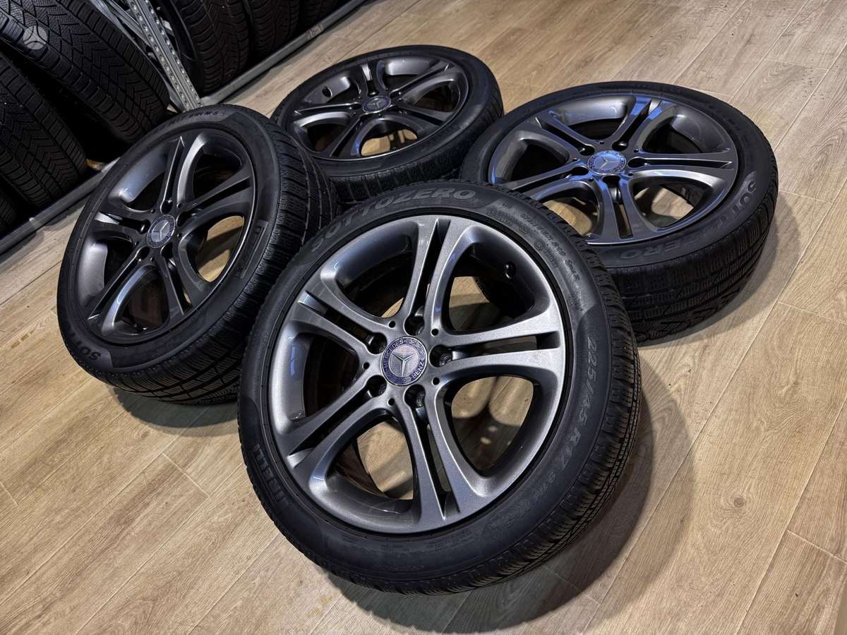 Mercedes-Benz A B klasės su žiem. padangomis, lengvojo lydinio, R17 ...