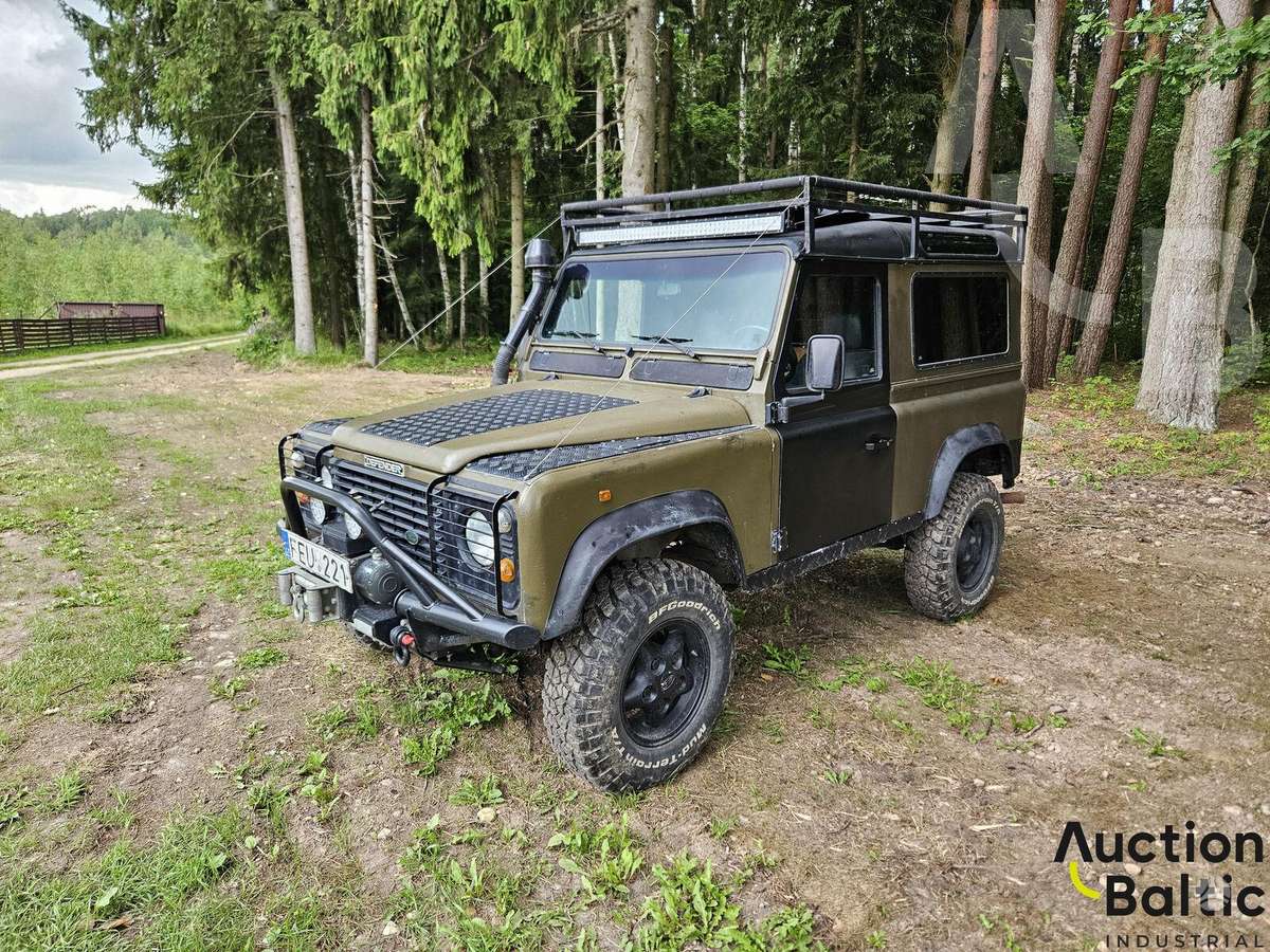Land Rover Defender, 2.5 l., off-road / crossover 1997 m., | A29791817