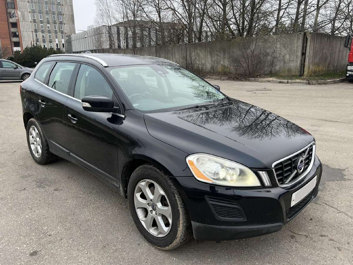 Volvo XC60, Spalva 452 151kw D5244T10, по частям. Platus volvo xc60 ...