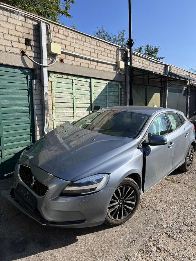 Volvo V40, Spalva 721-16 88kw D4204T8, for parts. Platus volvo v40 ...