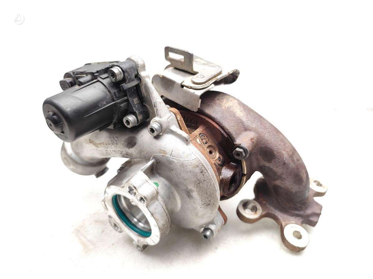 Volkswagen T-Roc, 05E145702L, fuel injection distributor 2024 m ...