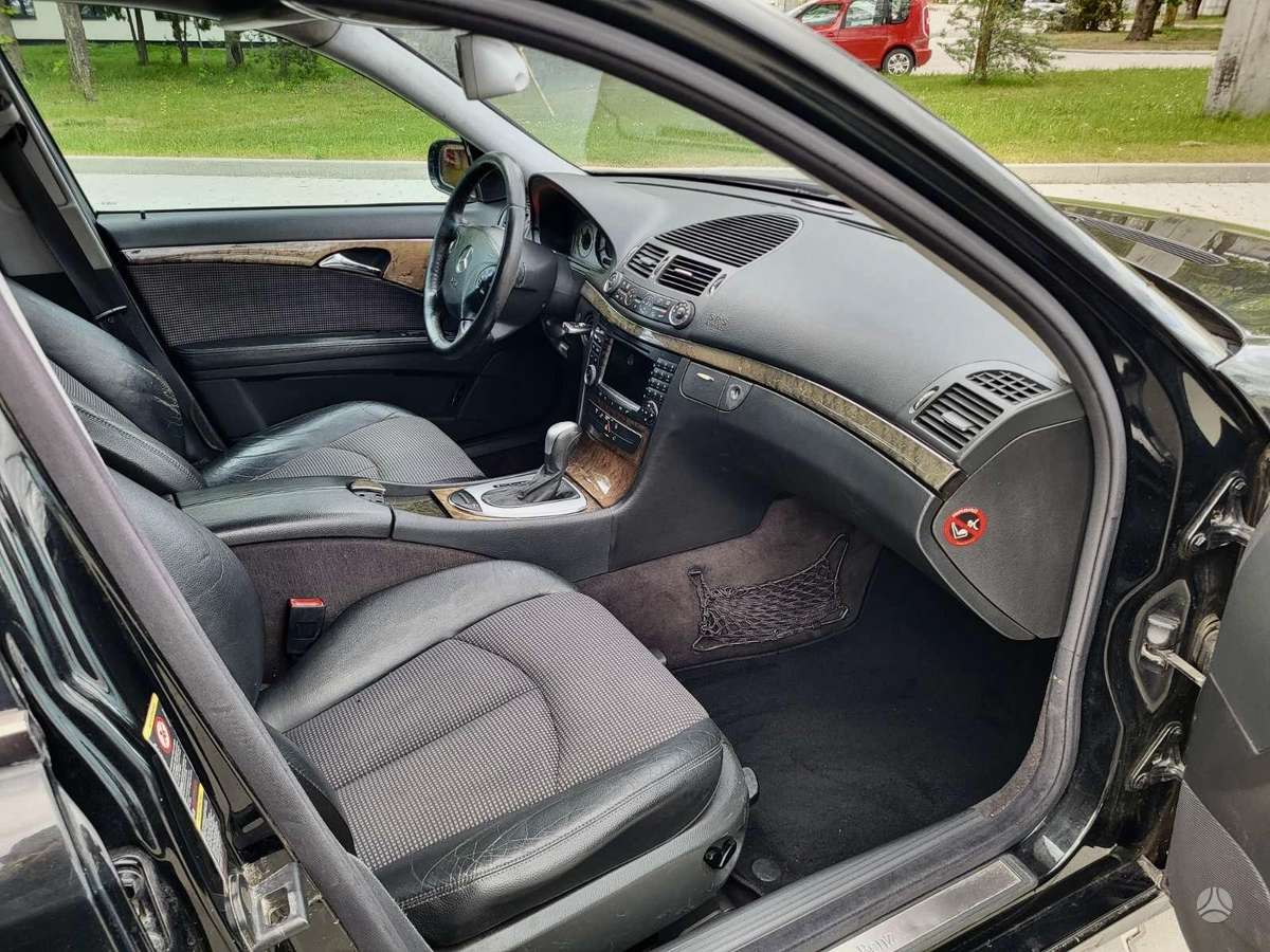 Mercedes-Benz E220, 2.2 l., sedanas 2003-01 m., | A30984400