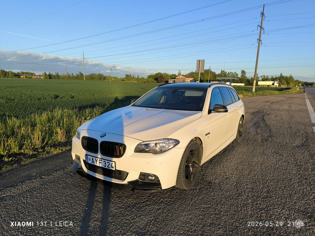 BMW 520, 2.0 l., wagon 2016-11 m., | A30986398