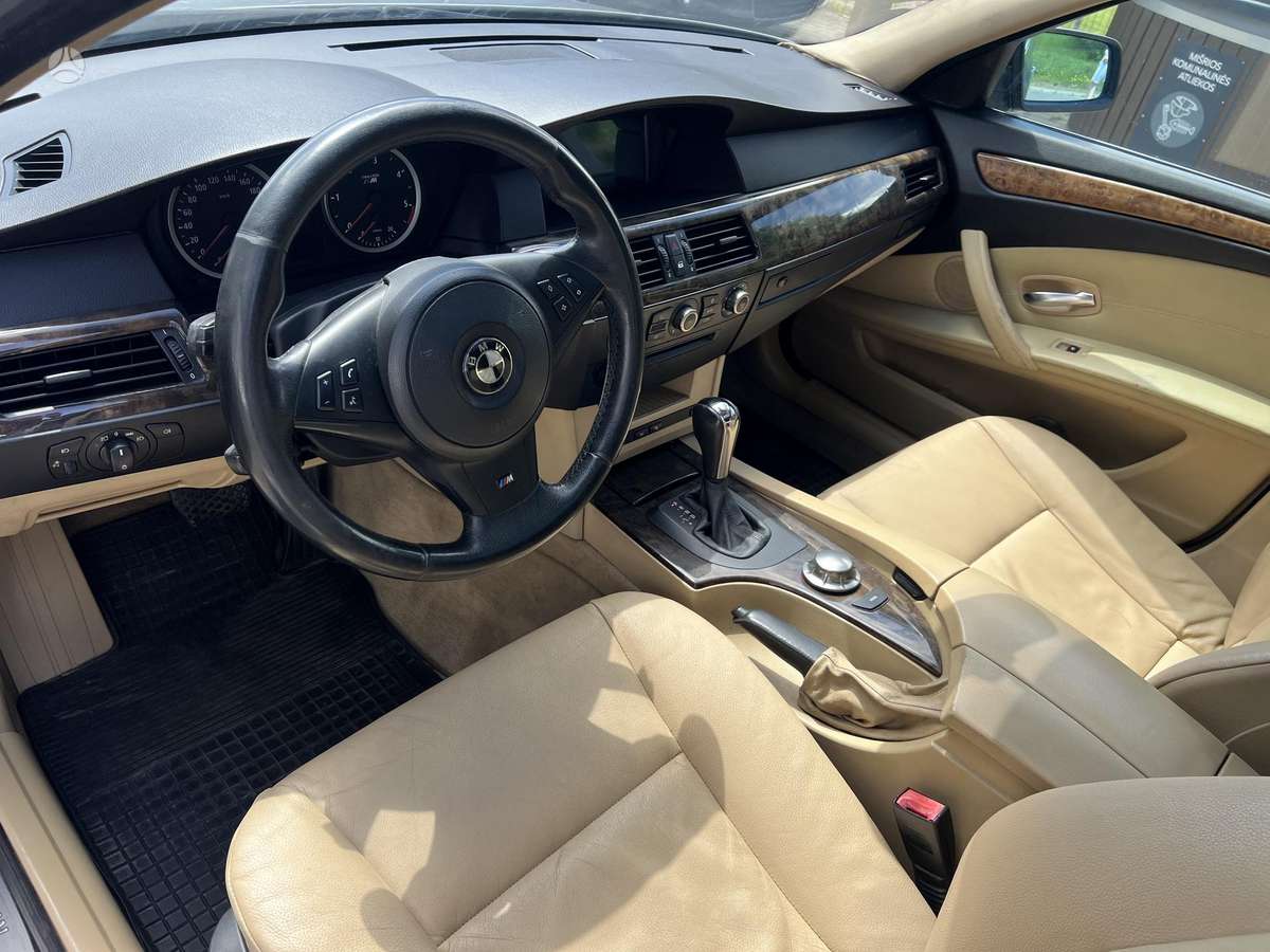 BMW 530, 3.0 l., saloon / sedan 2005 m., | A31133830
