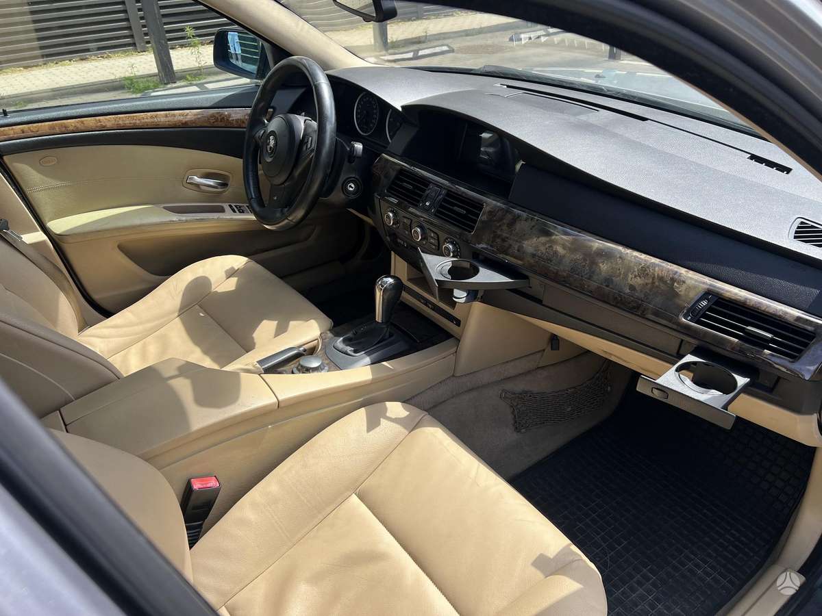 BMW 530, 3.0 l., saloon / sedan 2005 m., | A31133830