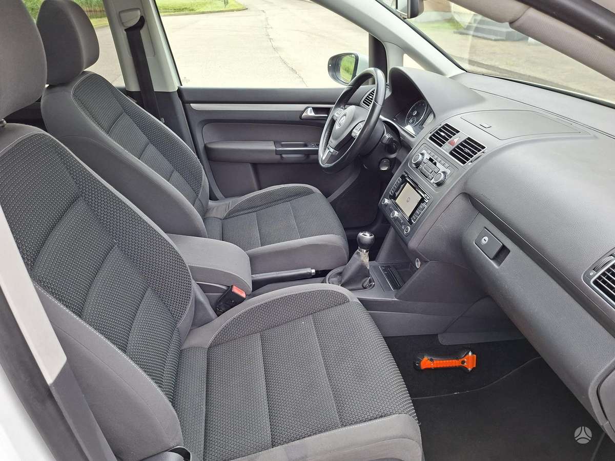 Volkswagen Touran, 1.2 l., mpv / minivan 2010-04 m., | A31154198