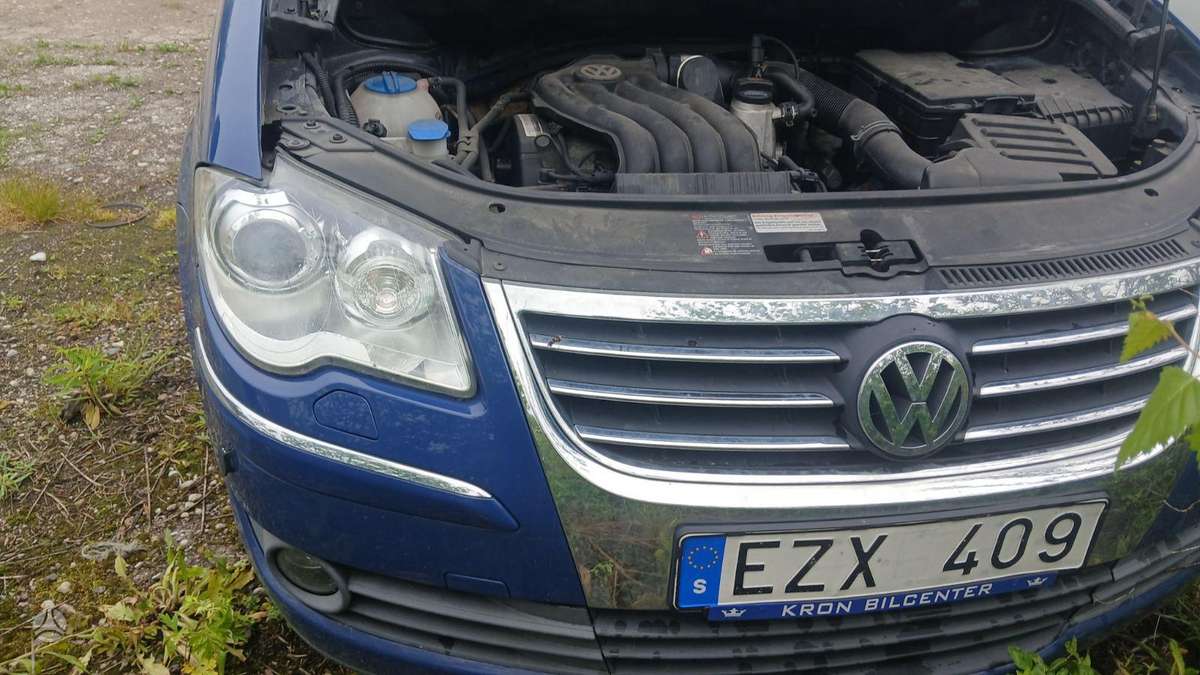 Volkswagen Touran Originalios dujos 2009 m., | A31200478