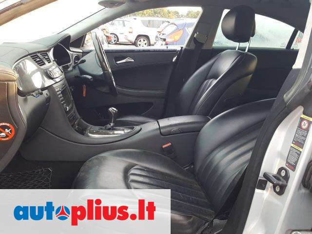 Mercedes-Benz CLS320 dalimis. Maza rida amg paketas vairas su medziu ...