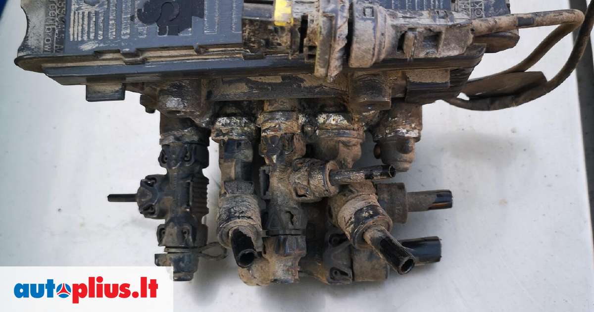 Volvo FH4 , 21114975, sunkvežimiai 2015 m., | A13641069