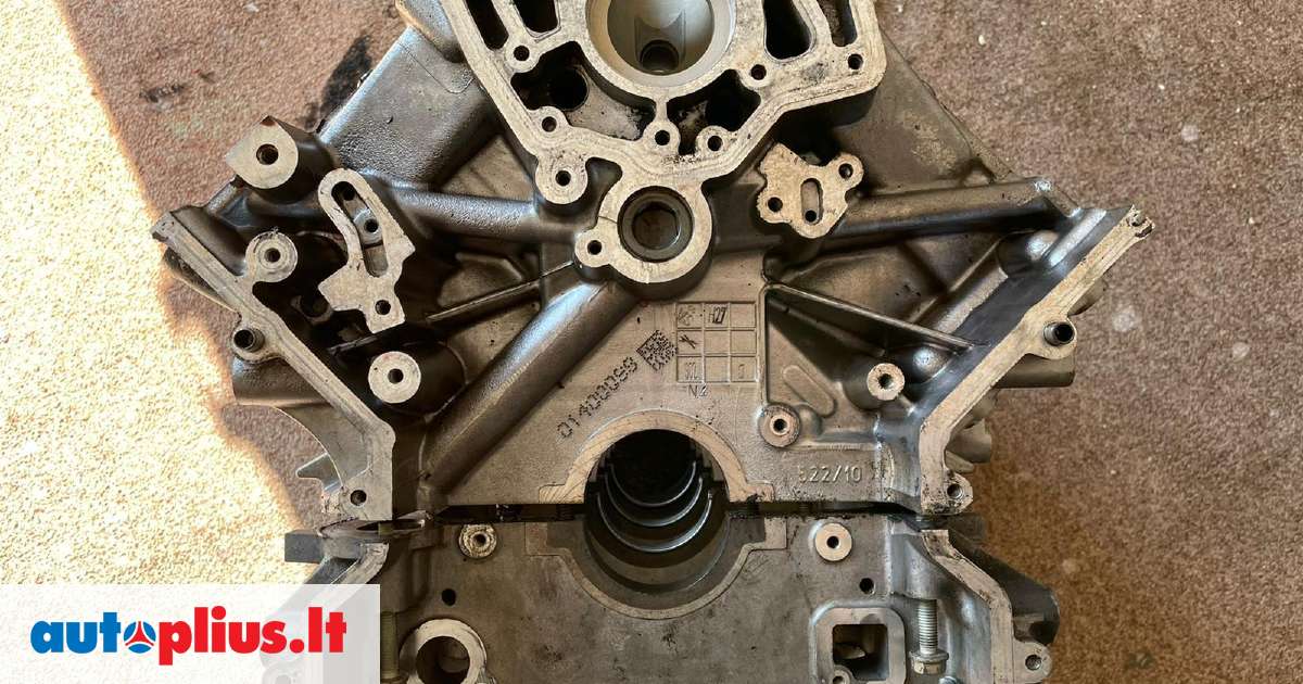 Jaguar XJ8, Bare Engine Block 2008 Jaguar XJ8 4.2 2W, variklio blokas ...