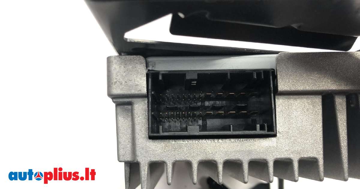 BMW 7 serija, Garso stiprintuvas HIFI 9233728 9153135, dalimis. Garso ...