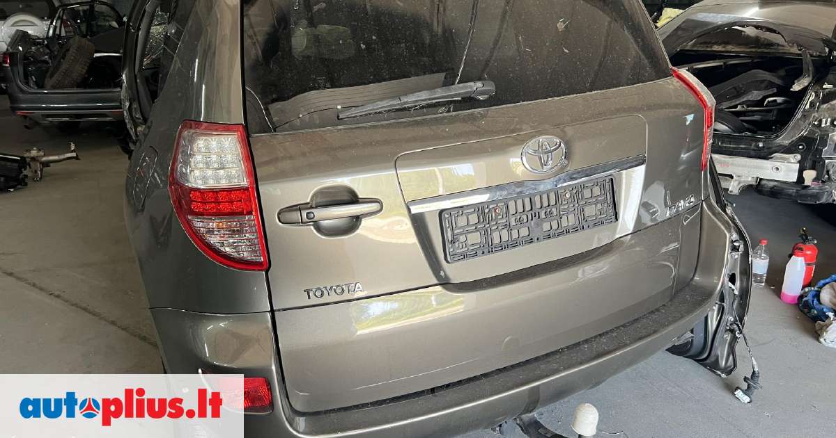 Toyota RAV4 dalimis. Facelift is vokietijos automatas kablys ragai 2011 ...