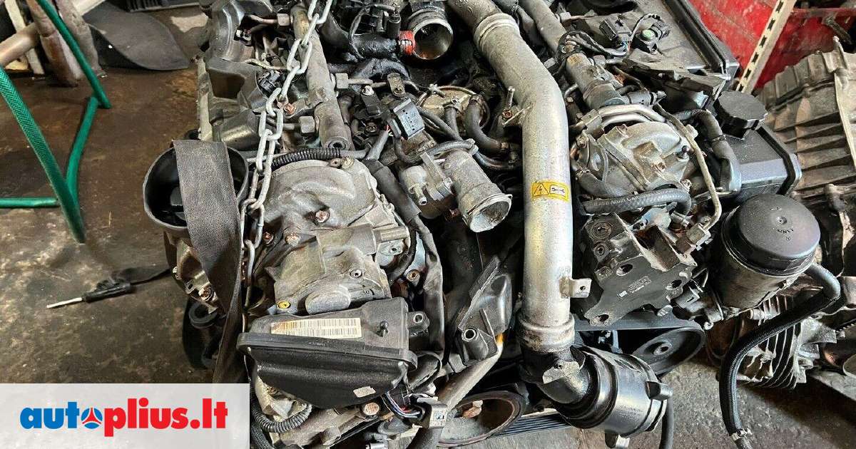 Jeep Grand Cherokee dalimis. Variklis variklio dalys pavarų dėžė 2008 m ...