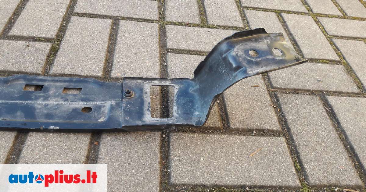Peugeot 308, 9818725180, Remas apatinis 40 bamperis 70 2017-01 m ...