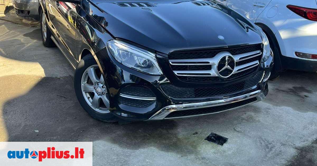 Mercedes-Benz GLE klasė Europa maza rida xenon kameros kablys 2016-10 m ...