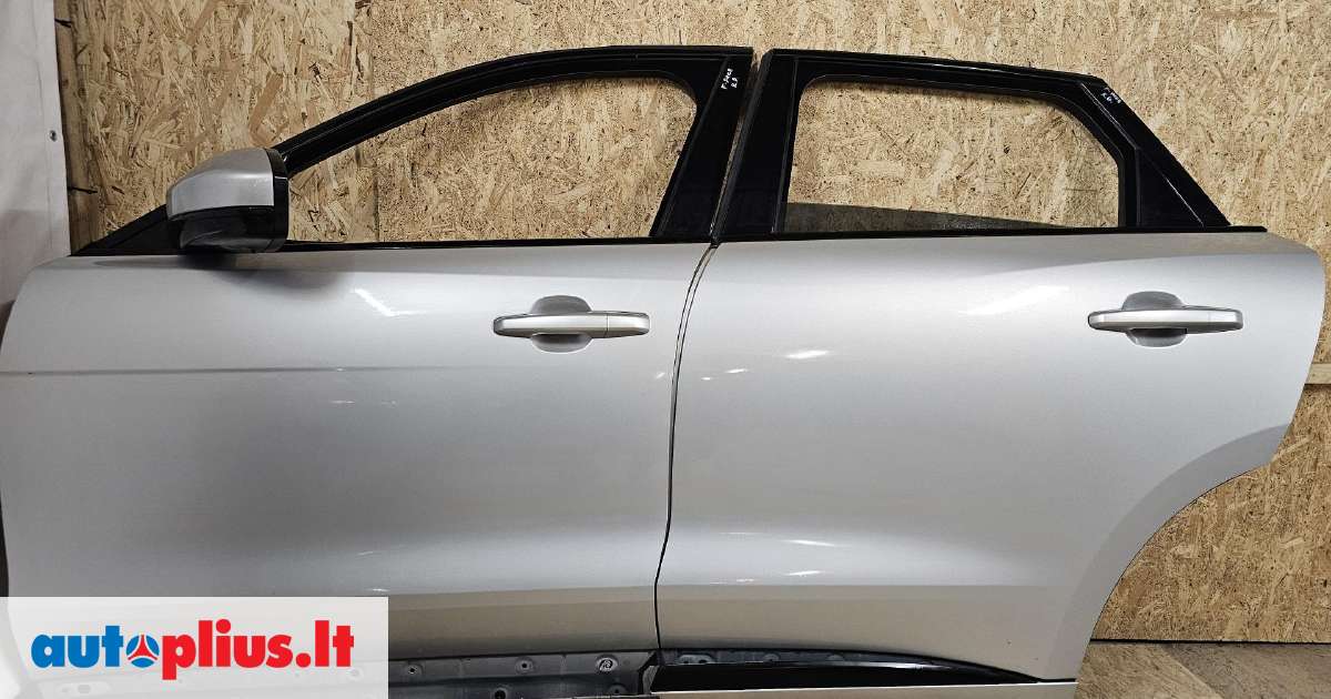 Jaguar F-Pace, Kebulo detales ir kitq, dalimis. Turime ir daugiau dalių ...