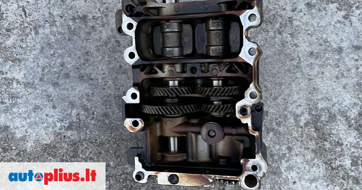 Audi S3, 06B103535F, alkūninis velenas, variklio blokas, variklio ...