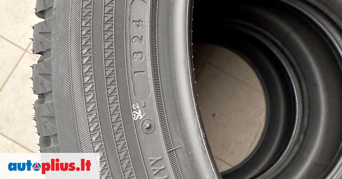 Yokohama V906, зимние 245/45 R19 | A26985095