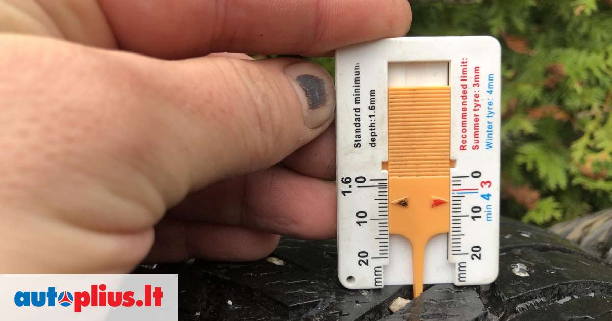 Nokian Hakapelliita 8, winter 235/60 R18 | A27083581