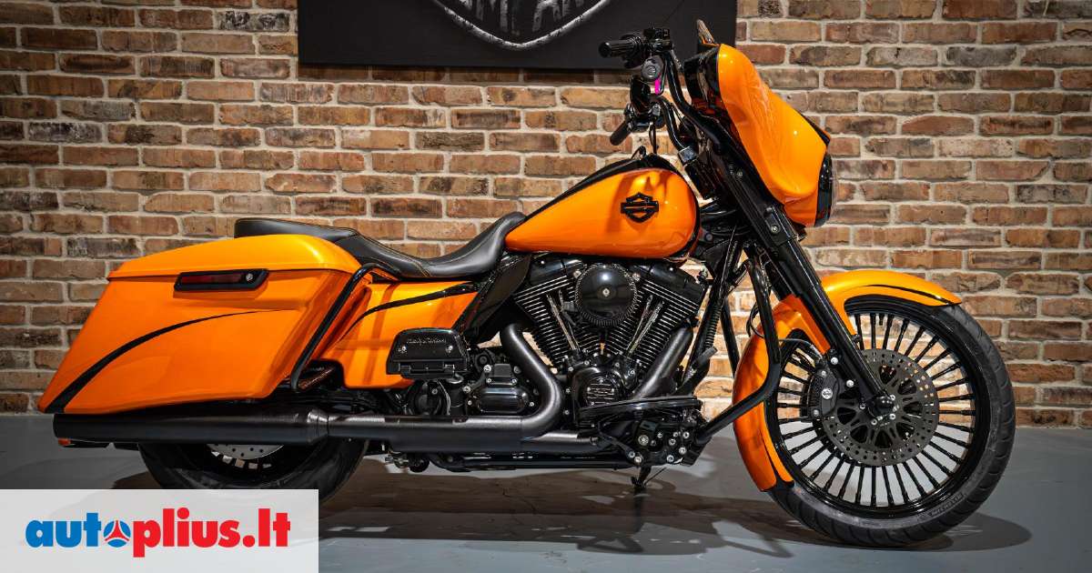 Harley-Davidson Street Glide FLHX 1688cc, čioperiai / kruizeriai ...