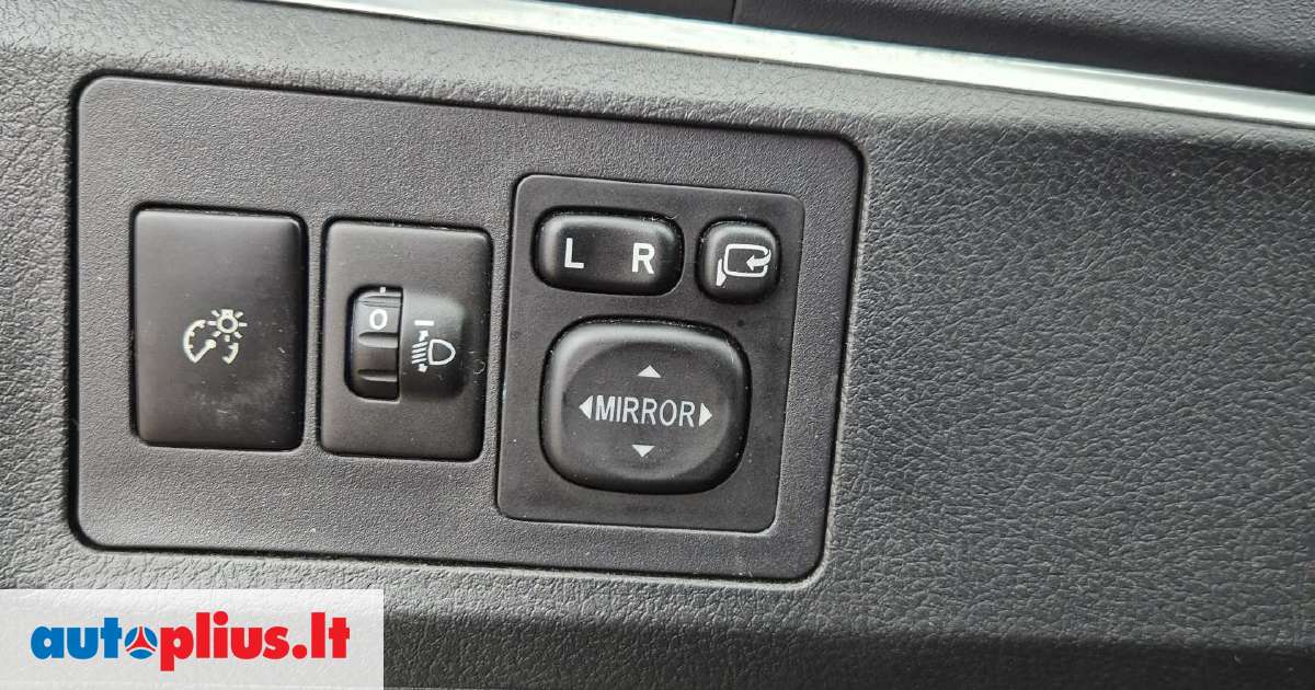 Toyota Verso dalimis. Variklis n47c dalis siunčiame rašome sask 2015-07 ...