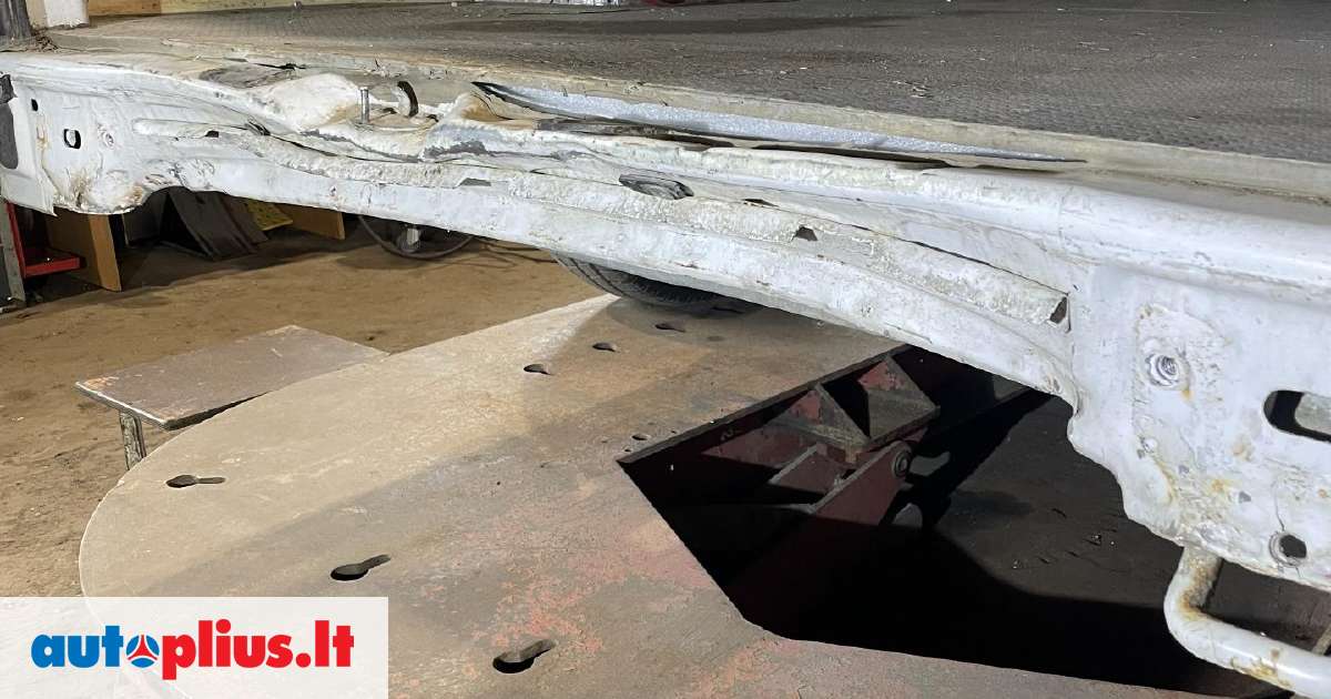 Mikroautobusu ir kitų automobilių geometrijos atstatymas, surinkimas ...