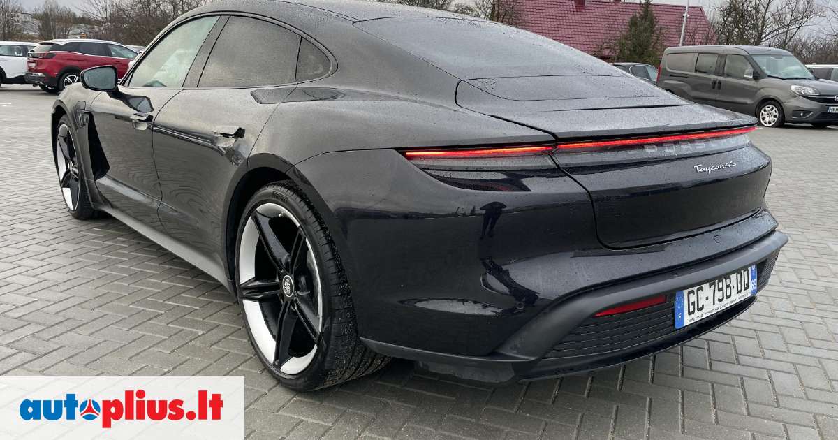 Porsche Taycan, 93 kWh, saloon / sedan 2021-10 m., | A27360661