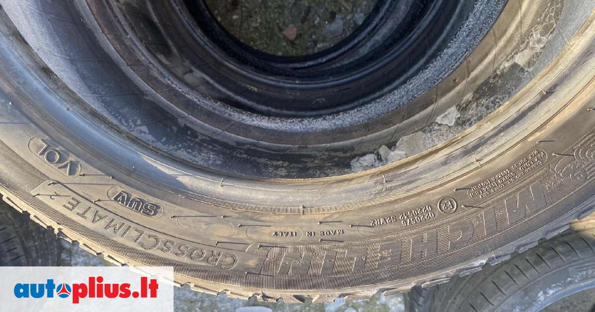 Michelin CrossClimate2, all-season 255/45 R19 | A27652322