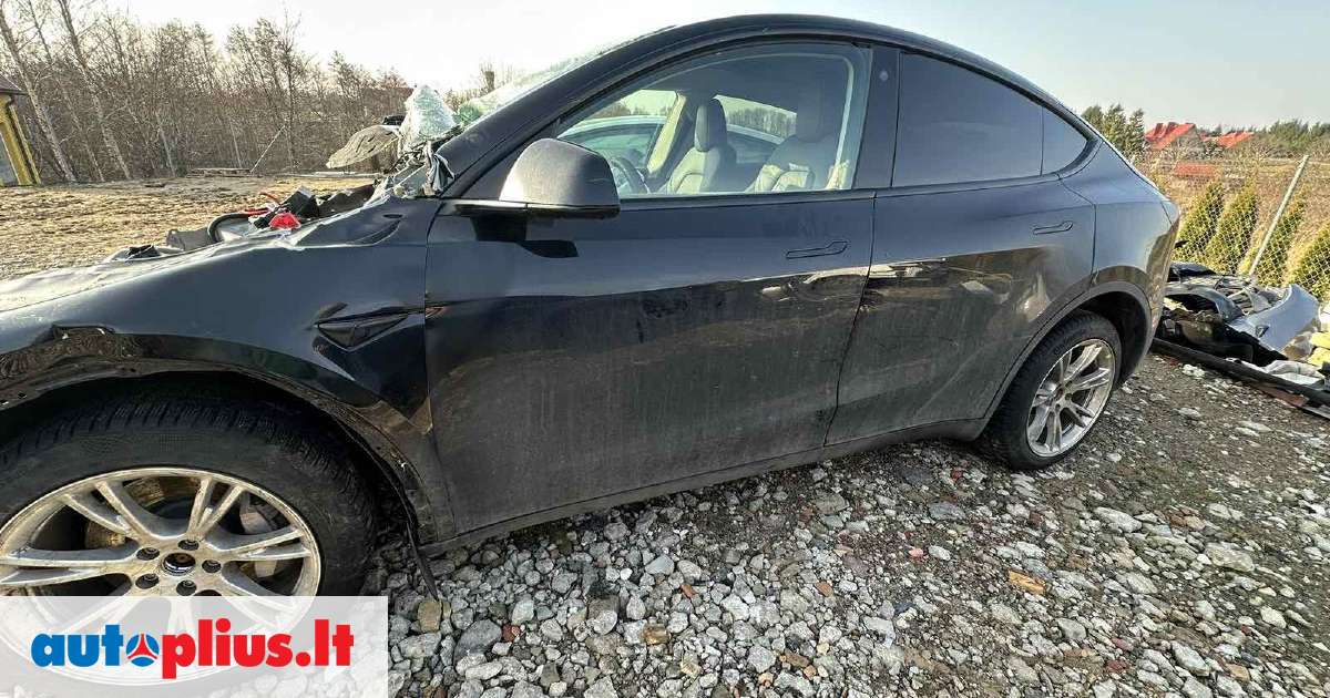 Tesla Model Y, 82 kWh, off-road / crossover 2022-10 m., | A27793218