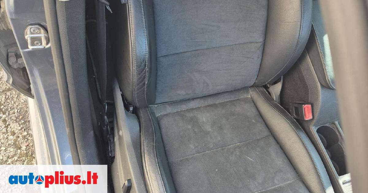 Skoda Superb dalimis. Variklio defektas kebulas geros būklės dar yra ...