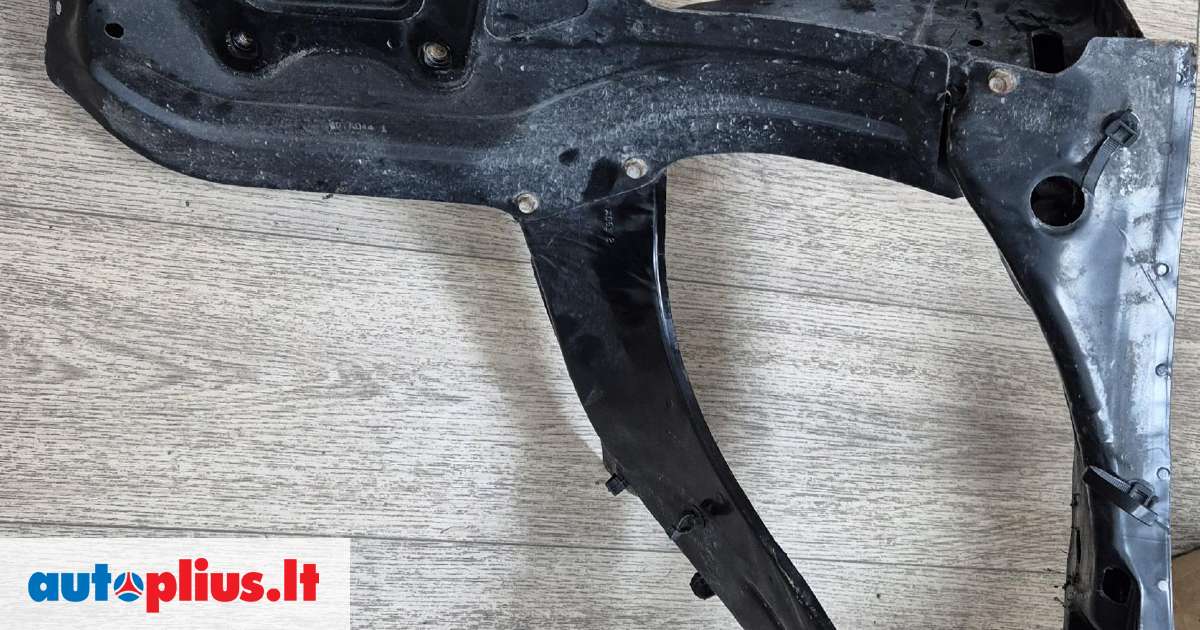 Mercedes-Benz ML320 frame rails (fornt, rear), rocker panels/door sills ...