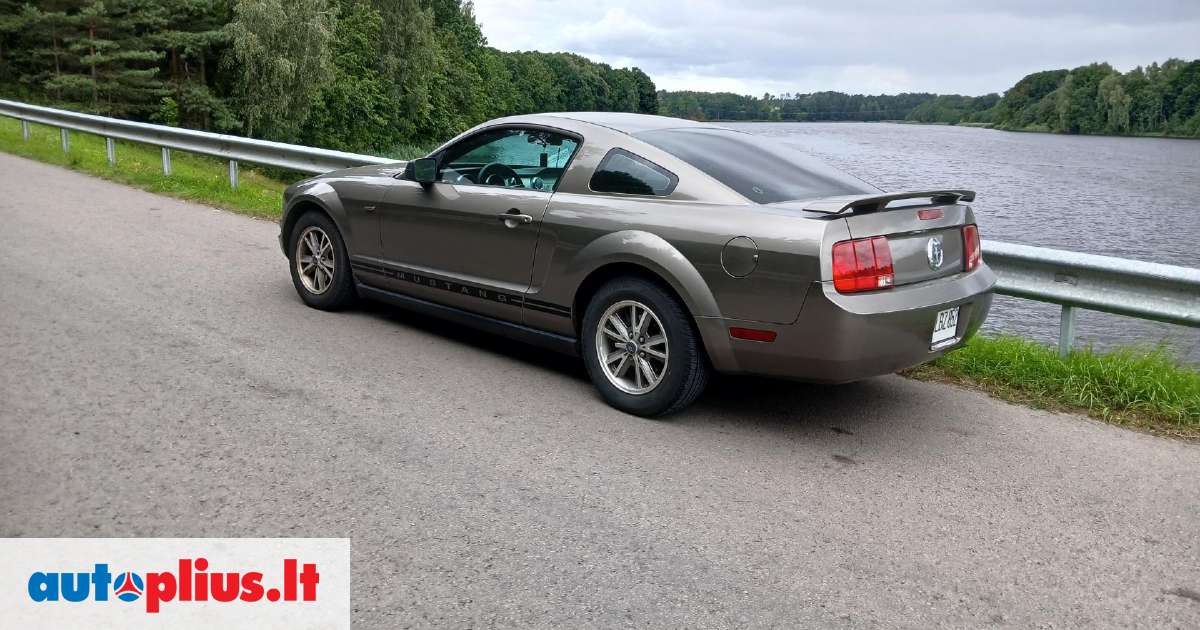 Ford Mustang, 4.0 l., saloon / sedan 2005 m., | A28942705