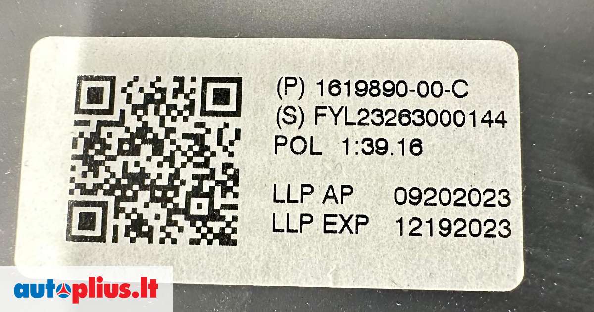 Tesla Model Y windows 2023-07 m., | A28947195