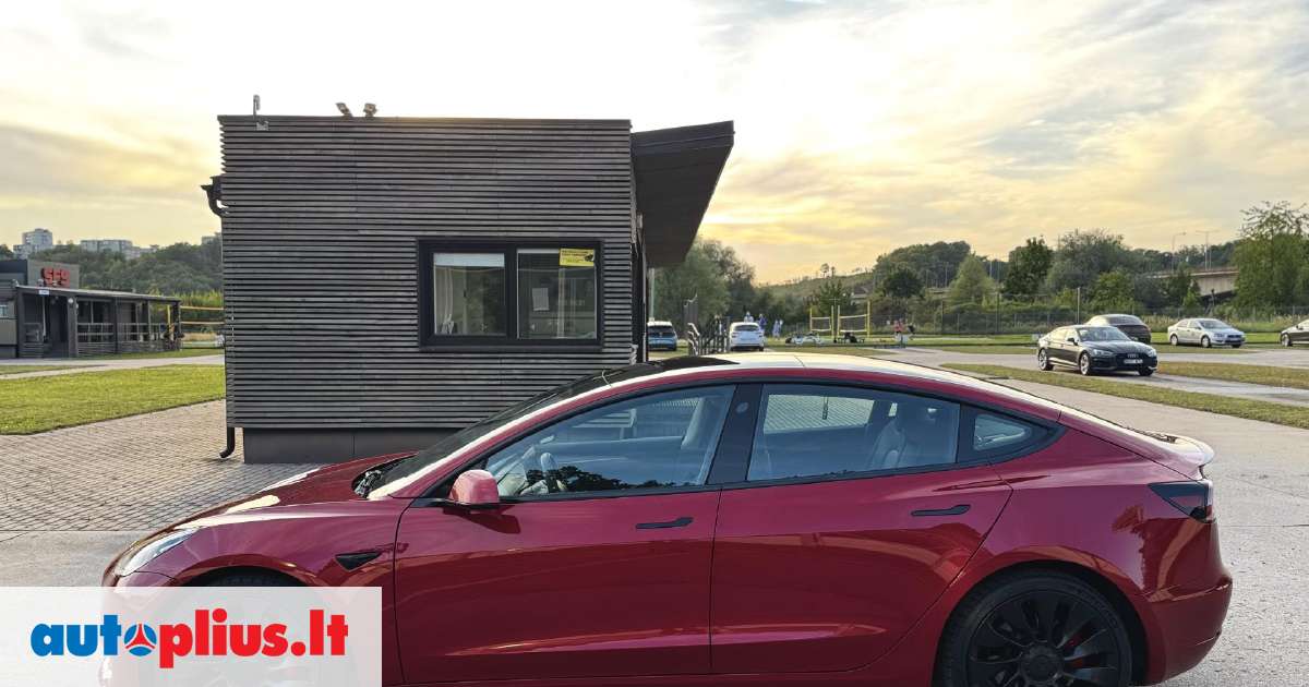 Tesla Model 3, 85 kWh, saloon / sedan 2022-06 m., | A29040367