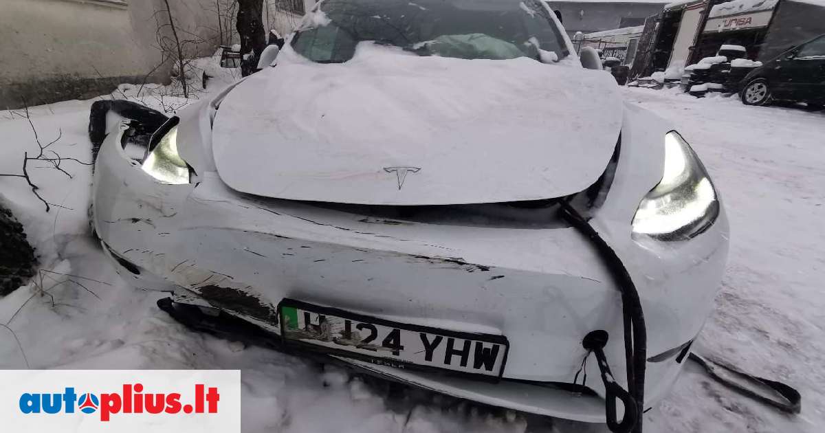 Tesla Model Y for parts. 2026 1 16 pigios dalys vilniuje 37068744056 ...