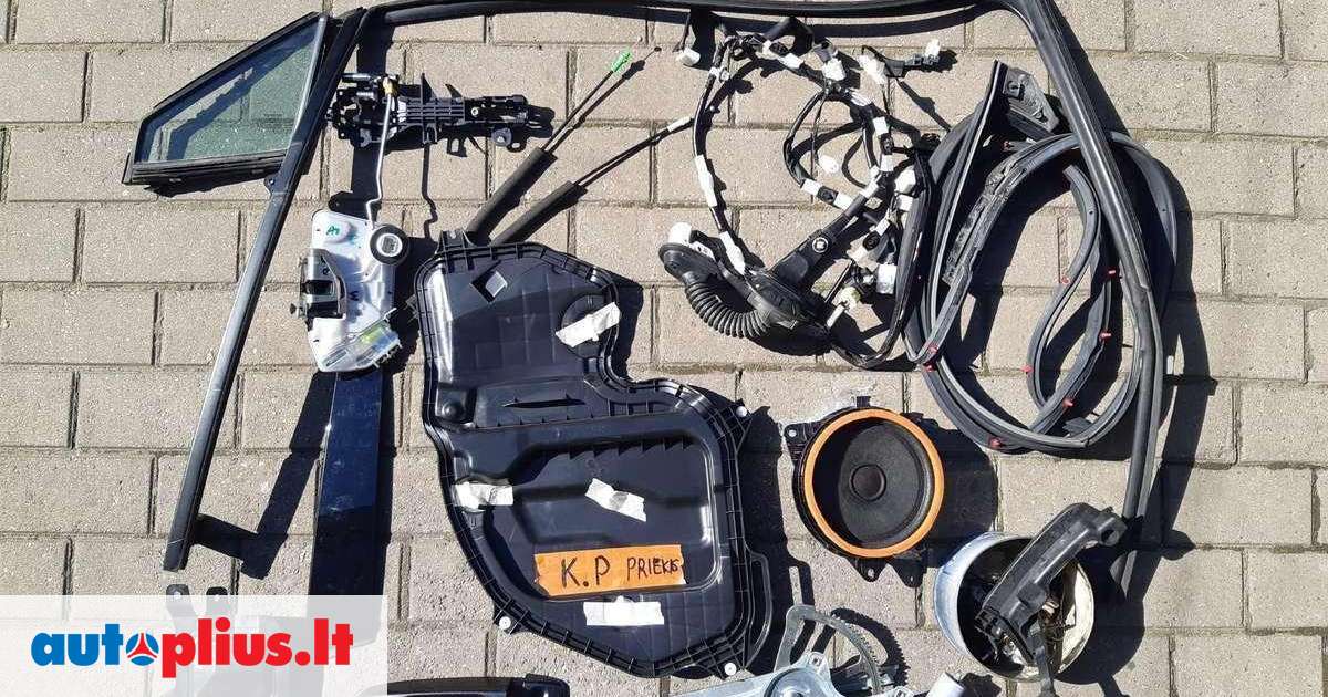 Toyota C-HR, 1.8-2.0 Hibrid, kėbulo dalys 2019-12 m., | A29897894