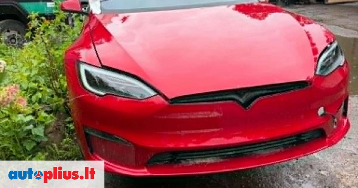 Tesla Model S for parts. Turiu 2025 metu ir 2023 metu turiu dvi ...
